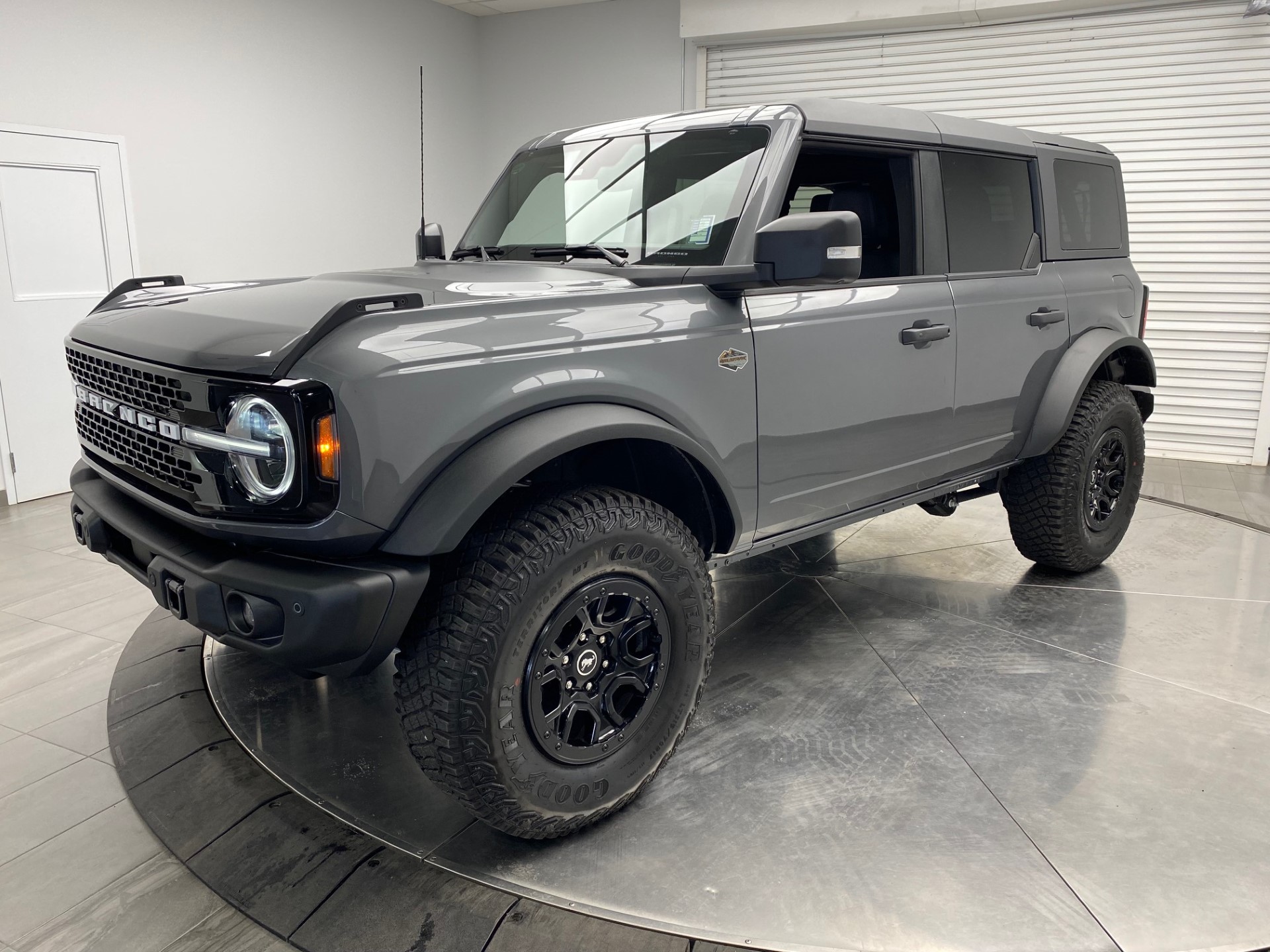 (SOLD) 2023 Ford Bronco Wildtrak Sasquatch Package, 4dr Hardtop, 2.7L EcoBoost, 10spd Automatic ...