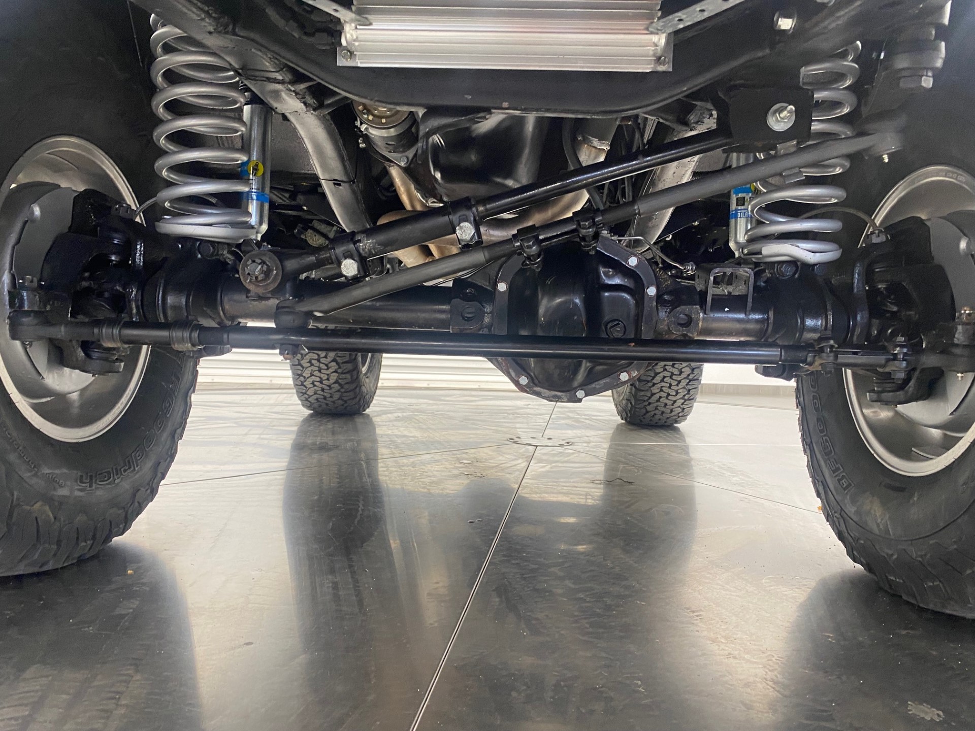 (SOLD) 1969 Ford Bronco Custom Frame-Off Build, 347 Stroker, Holley ...