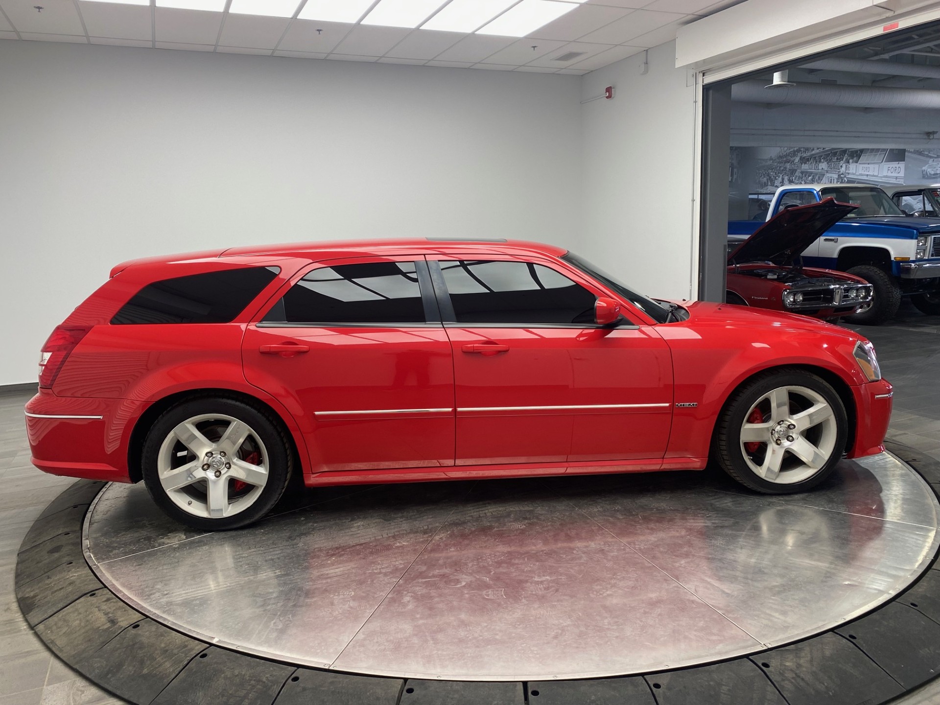 (SOLD) 2007 SRT-8 Magnum Station Wagon, (1 of 6), 425HP 6.1L Hemi V8 ...